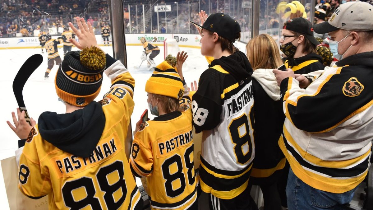 2022 NHL Draft picks: Bruins select defenseman Frederic Brunet in fifth ...