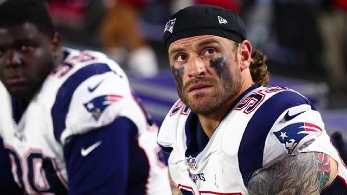 Story behind Chris Long creating ’The Waterboys’ foundation – NBC Sports Boston