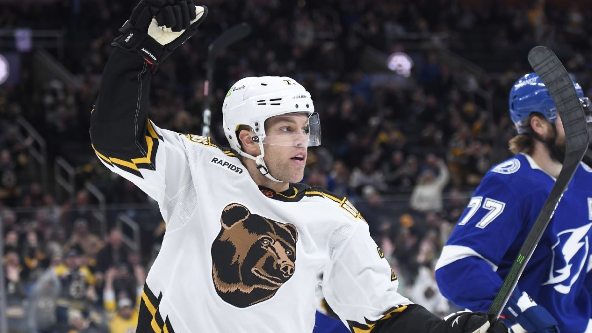 Bruins vs. Lightning takeaways: Taylor Hall lifts B’s to 13th straight ...