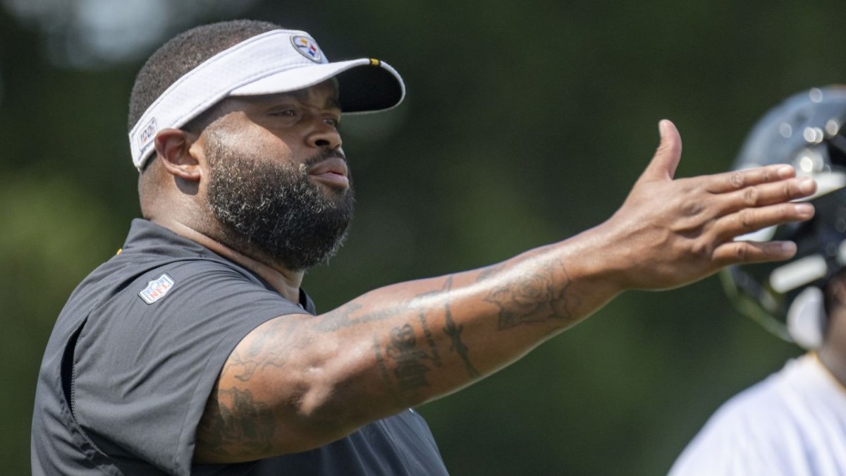 NFL rumors: Patriots expected to hire Oregon offensive line coach ...