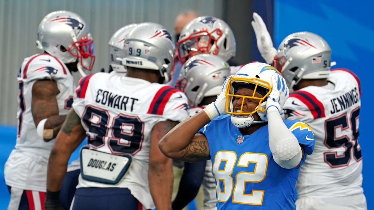 Patriots vs. Chargers highlights: Pats back at .500 after commanding ...