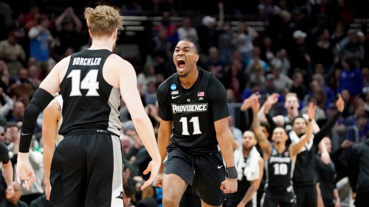NBA Rumors: Celtics sign Providence guard A.J. Reeves to Exhibit 10 ...