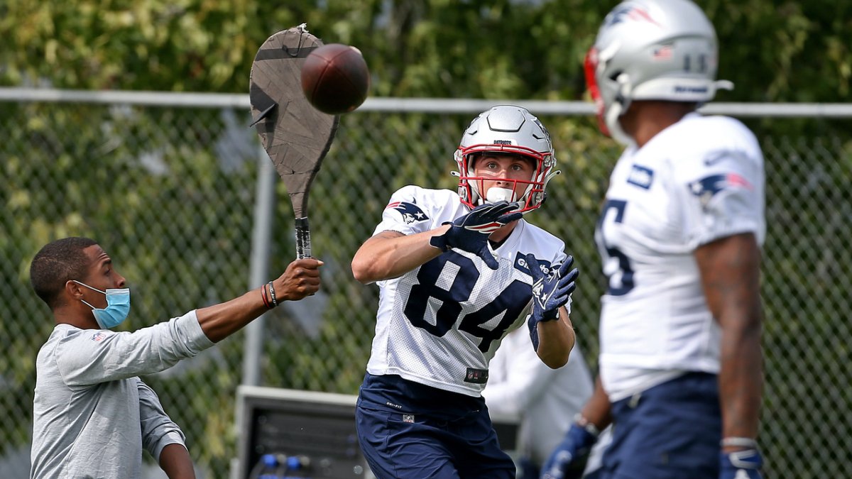 Patriots re-sign WR Mason Kinsey to practice squad, release WR Devin ...