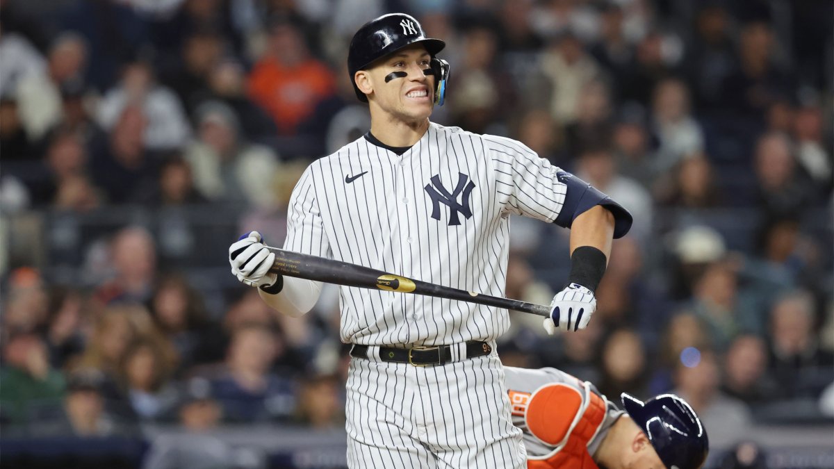 Yankees use 2004 Red Sox highlights as motivation ahead of Game 4 – NBC ...