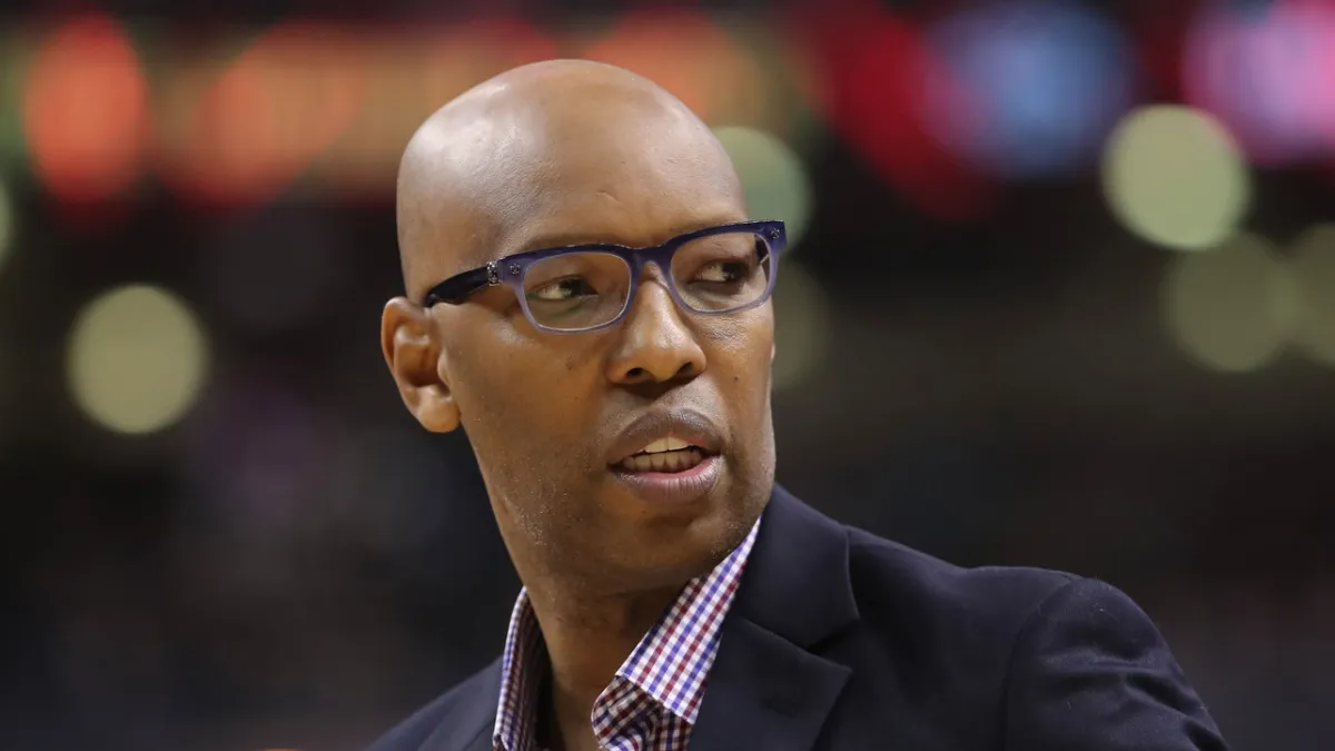 Celtics Sam Cassell Among Lakers Top Head Coach Targets Report Nbc Sports Boston