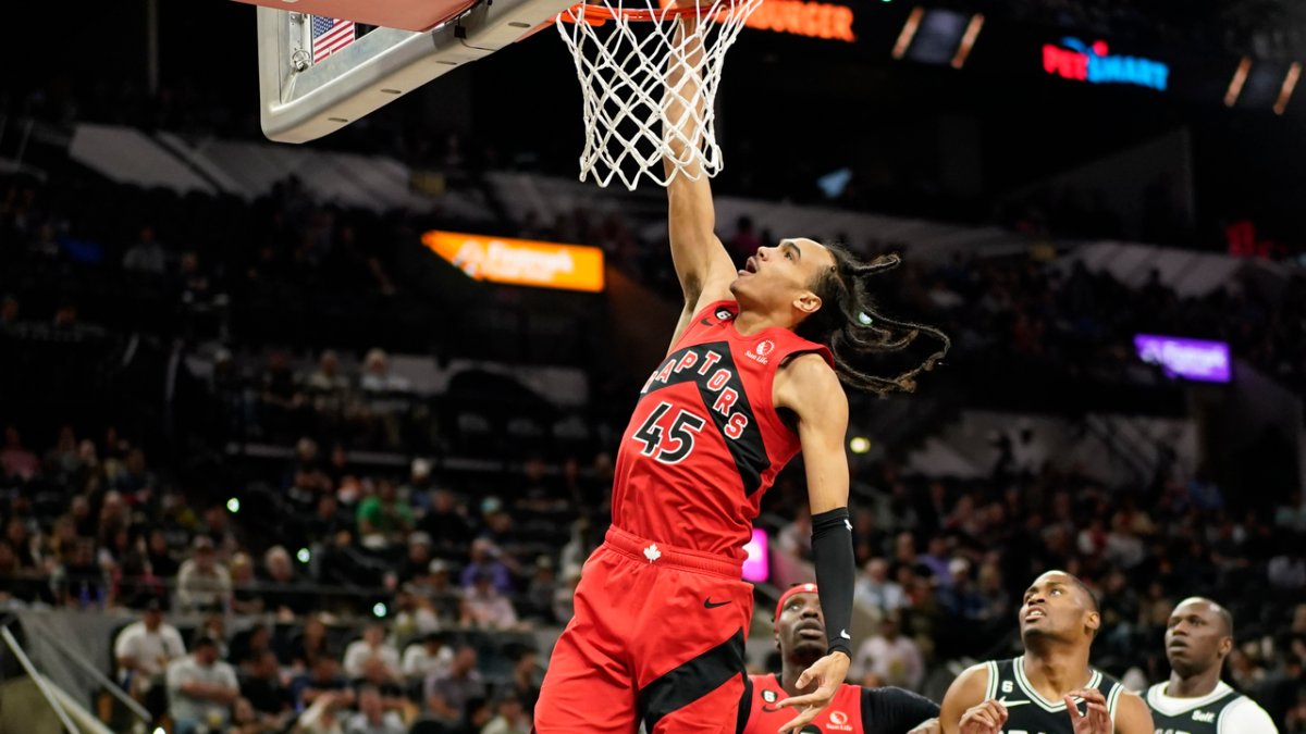 Report: Dalano Banton, Celtics agree to two-year contract in free ...