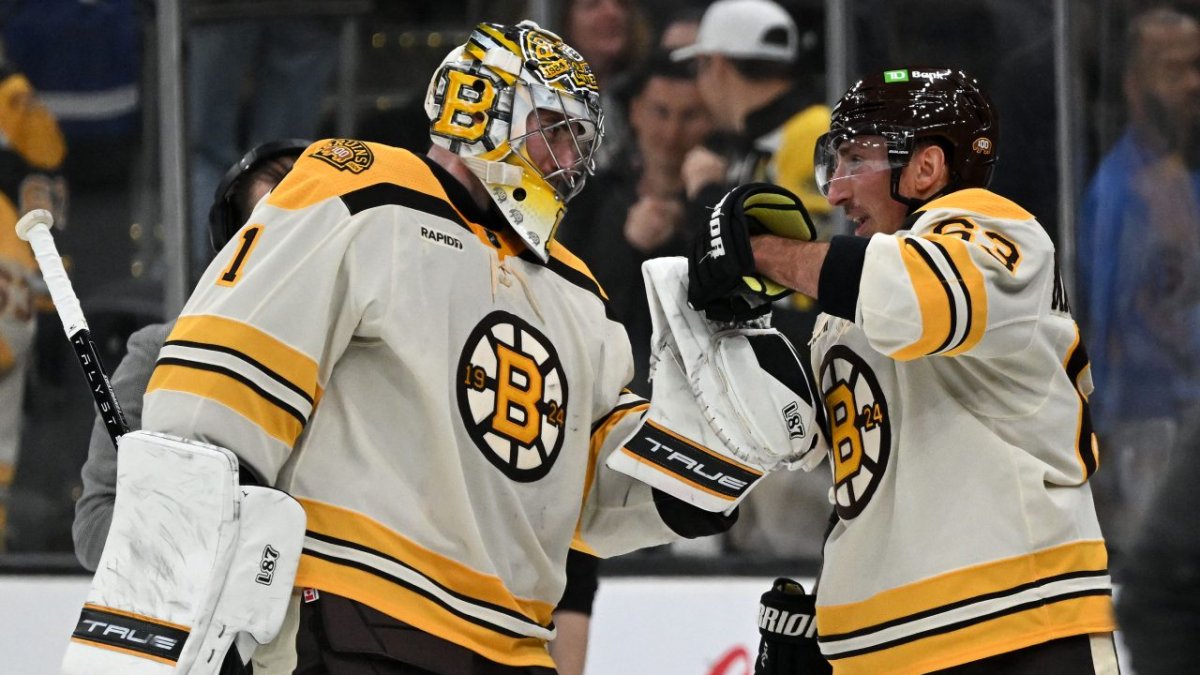 Bruins notes: Jeremy Swayman rescues B’s with crucial saves in win vs ...