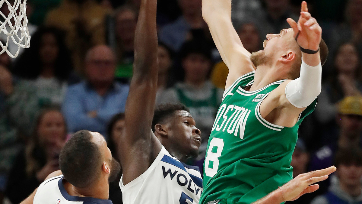 Kristaps Porzingis takes issue with officiating in Celtics-Timberwolves ...
