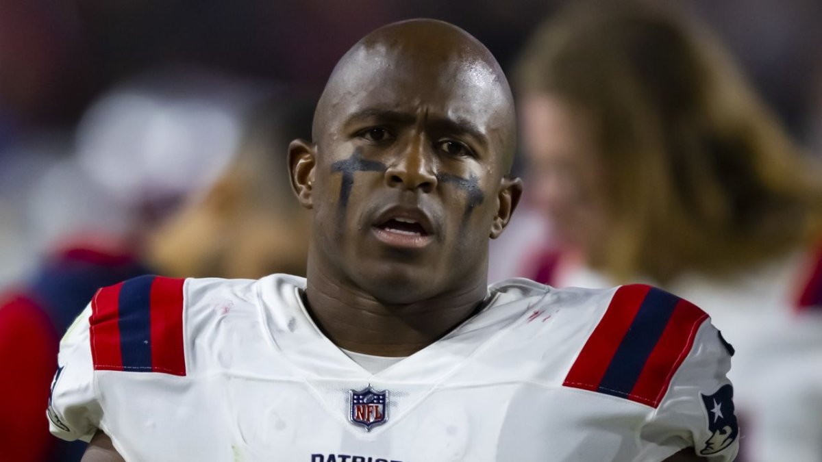 Watch Matthew Slater fire up Patriots teammates in postgame victory ...