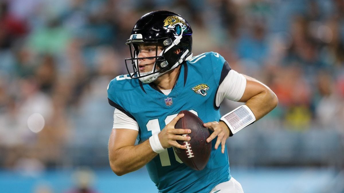 NFL Rumors: Patriots claim QB Nathan Rourke off waivers from Jaguars ...