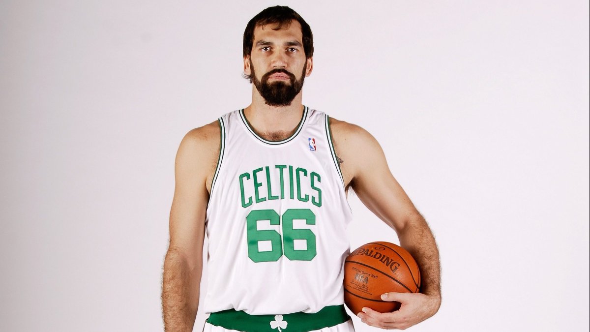 NBA champion Scot Pollard has successful heart transplant, wife says ...
