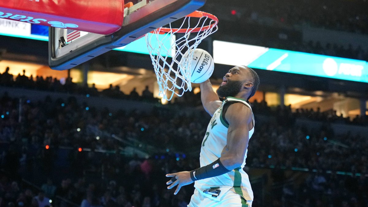 Highlights from Jaylen Brown’s NBA Dunk Contest debut – NBC Sports Boston