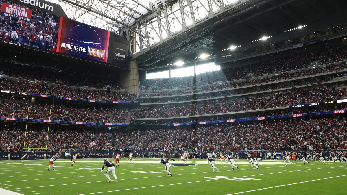 NFL competition committee proposes radical change to kickoffs – NBC ...