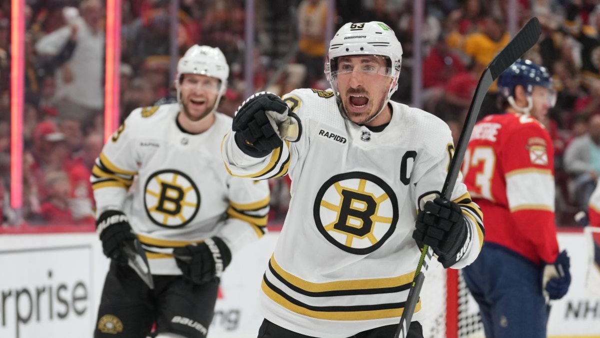Watch Bruins’ Brad Marchand lay out Matthew Tkachuk with huge hit – NBC ...