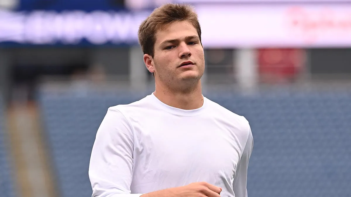 How Patriots’ handling of Drake Maye ties back to Mac Jones – NBC ...