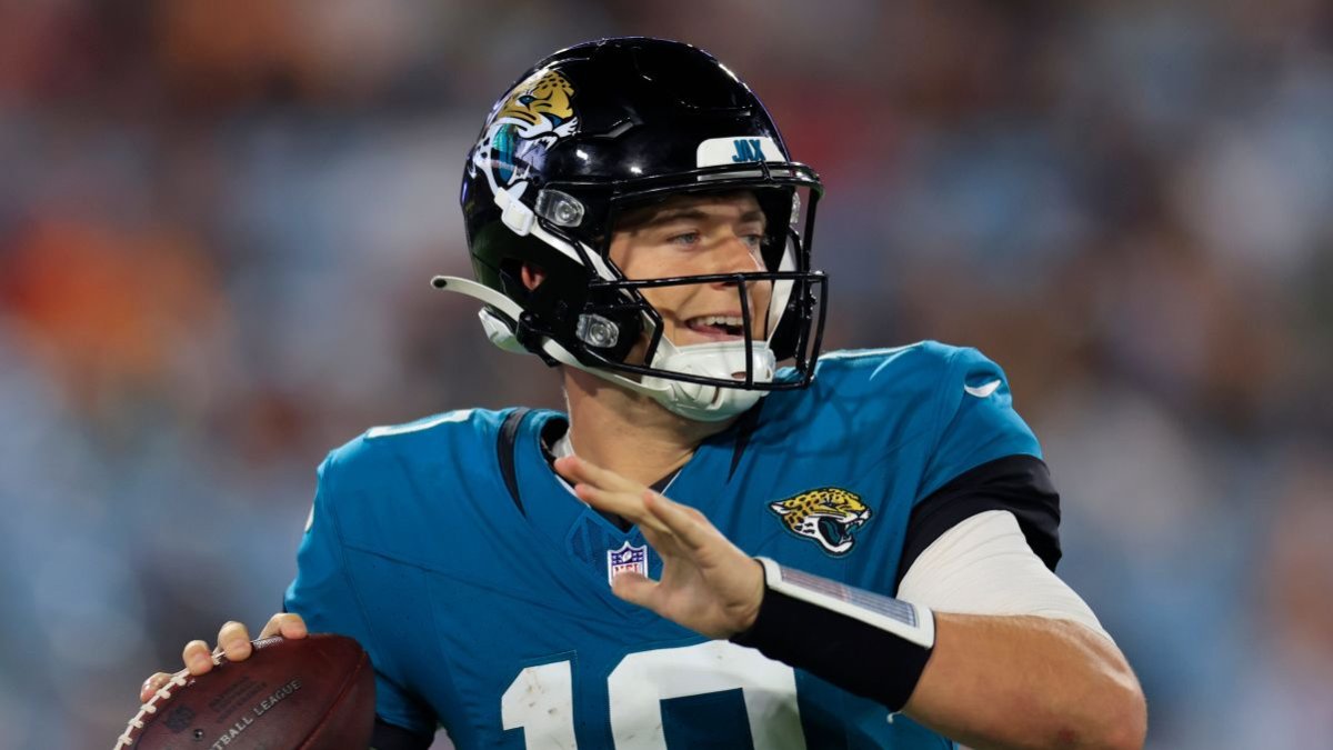 Ex-Patriots QB Mac Jones fitting in with Jaguars amid strong preseason ...