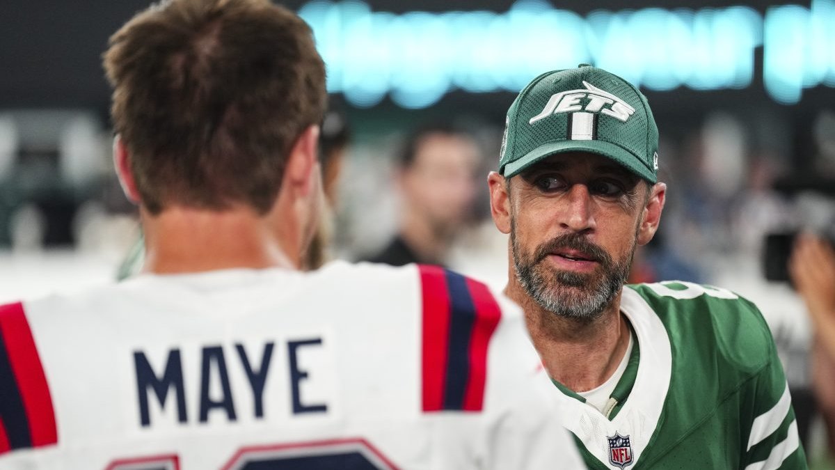 Aaron Rodgers reached out to Drake Maye after Patriots’ loss to Jets – NBC Sports Boston