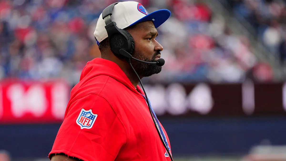Jerod Mayo had harsh criticism of Patriots defense after loss to Texans ...