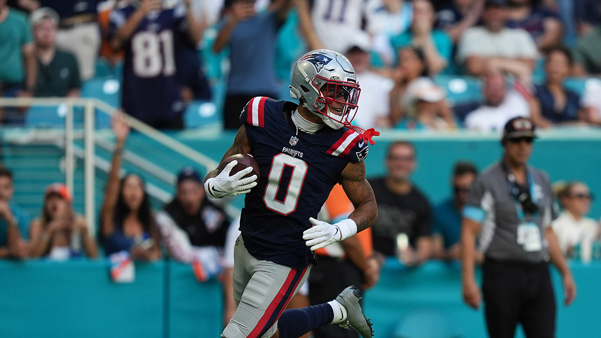 Christian Gonzalez among bright spots in Patriots’ loss to Dolphins ...