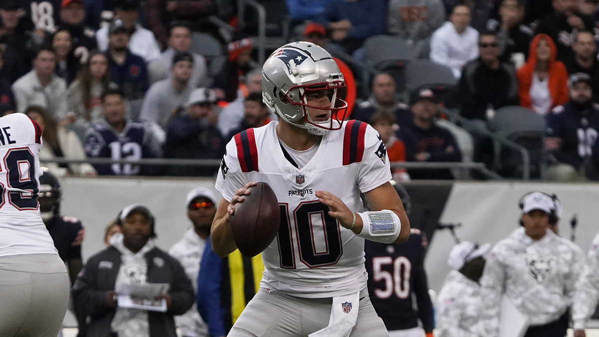 Why Drake Maye’s demeanor reminds Brian Hoyer of Tom Brady – NBC Sports Boston