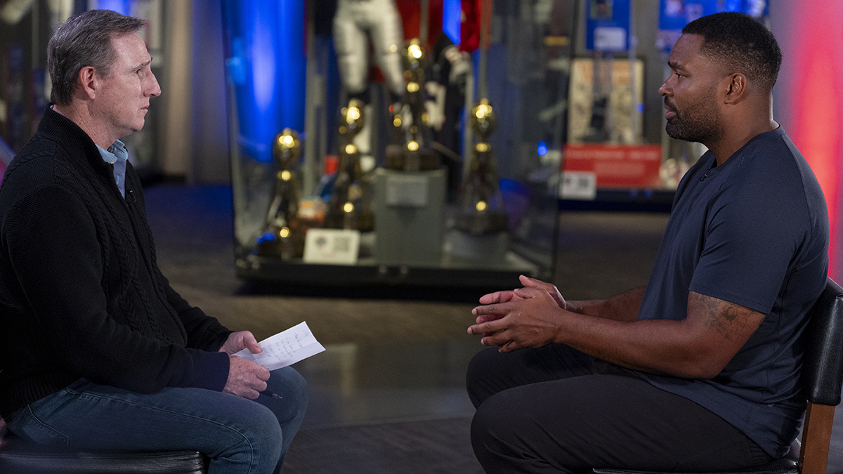 Jerod Mayo opens up about dealing with media scrutiny as first-year head coach – NBC Sports Boston