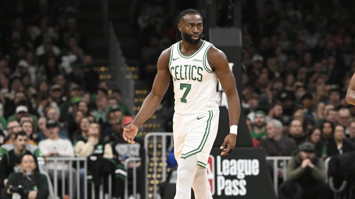 Joe Mazzulla lauds Jaylen Brown’s ‘intensity’ in Celtics’ dominant win over Magic – NBC Sports ...