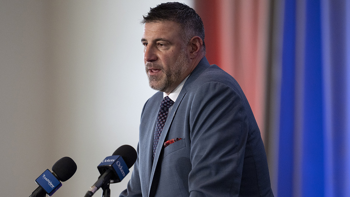 Perry: Mike Vrabel must promise ‘respectability’ from Patriots in 2025 ...