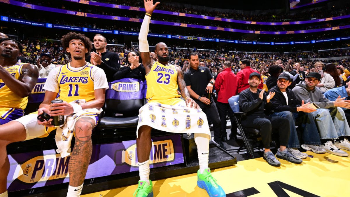 Watch: LeBron James becomes first NBA player score 50K points – NBC ...