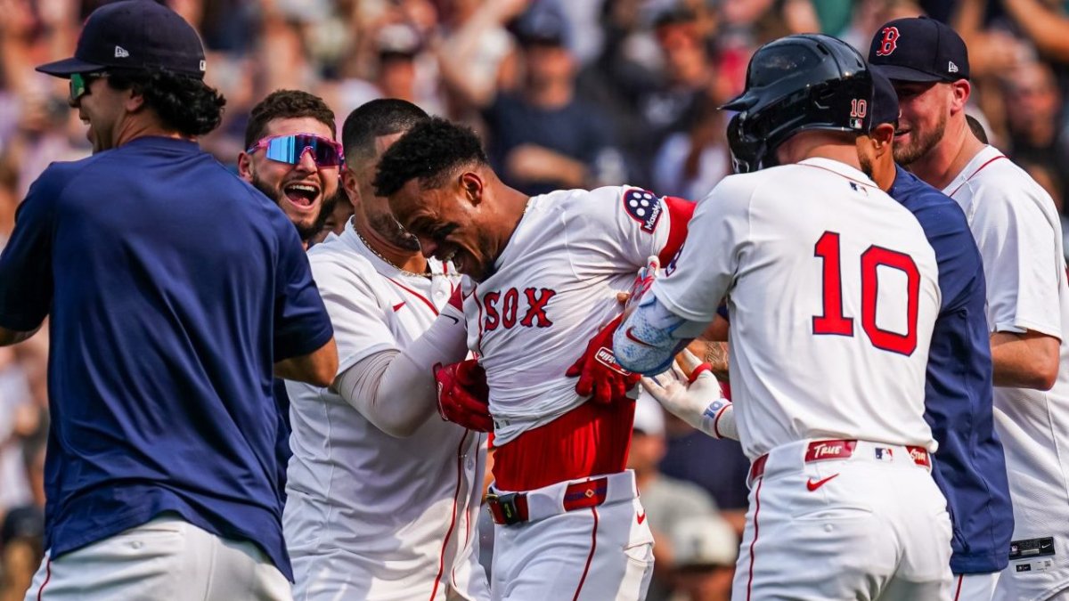 Ceddanne Rafaela hits comically short walk-off home run vs. Angels ...