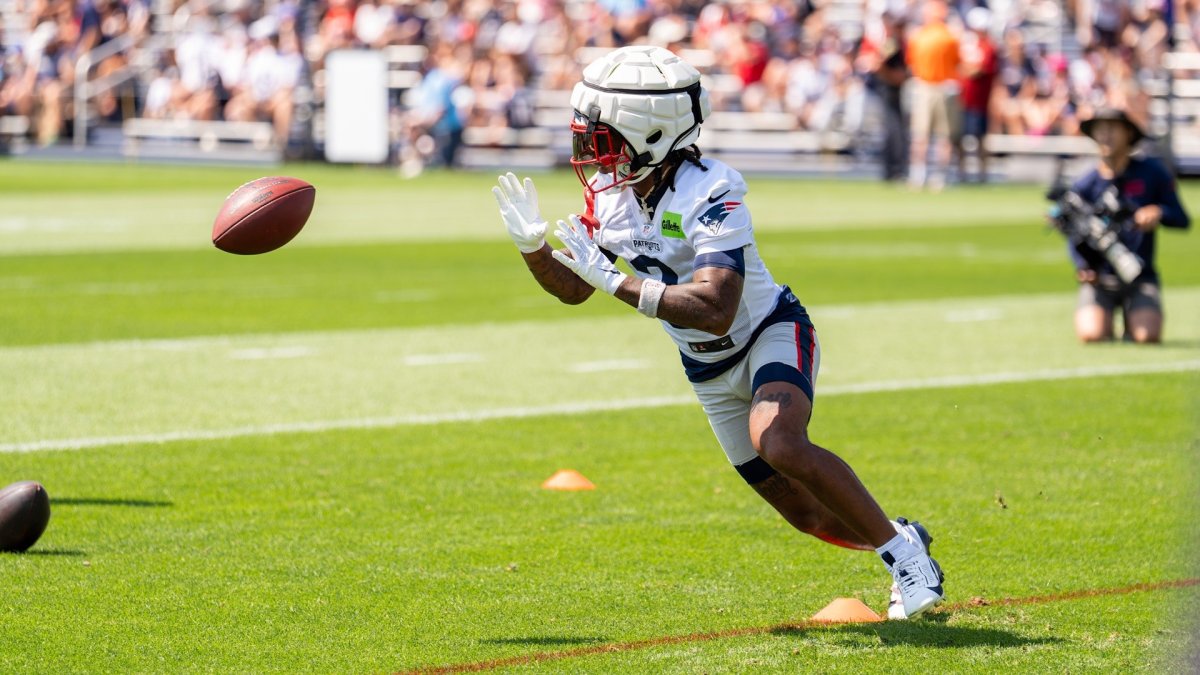 DeMario “Pop” Douglas calls Patriots wide receiver room PACKED – NBC ...