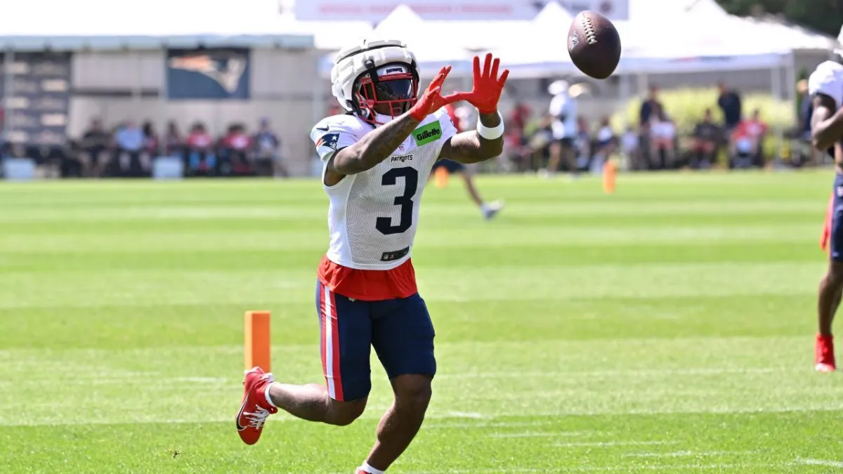 Could DeMario Douglas be a top-10 slot wide receiver in the NFL? – NBC ...