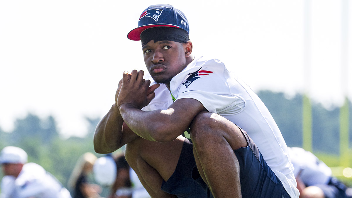 Javon Baker chooses Eagles practice squad over return to Patriots ...