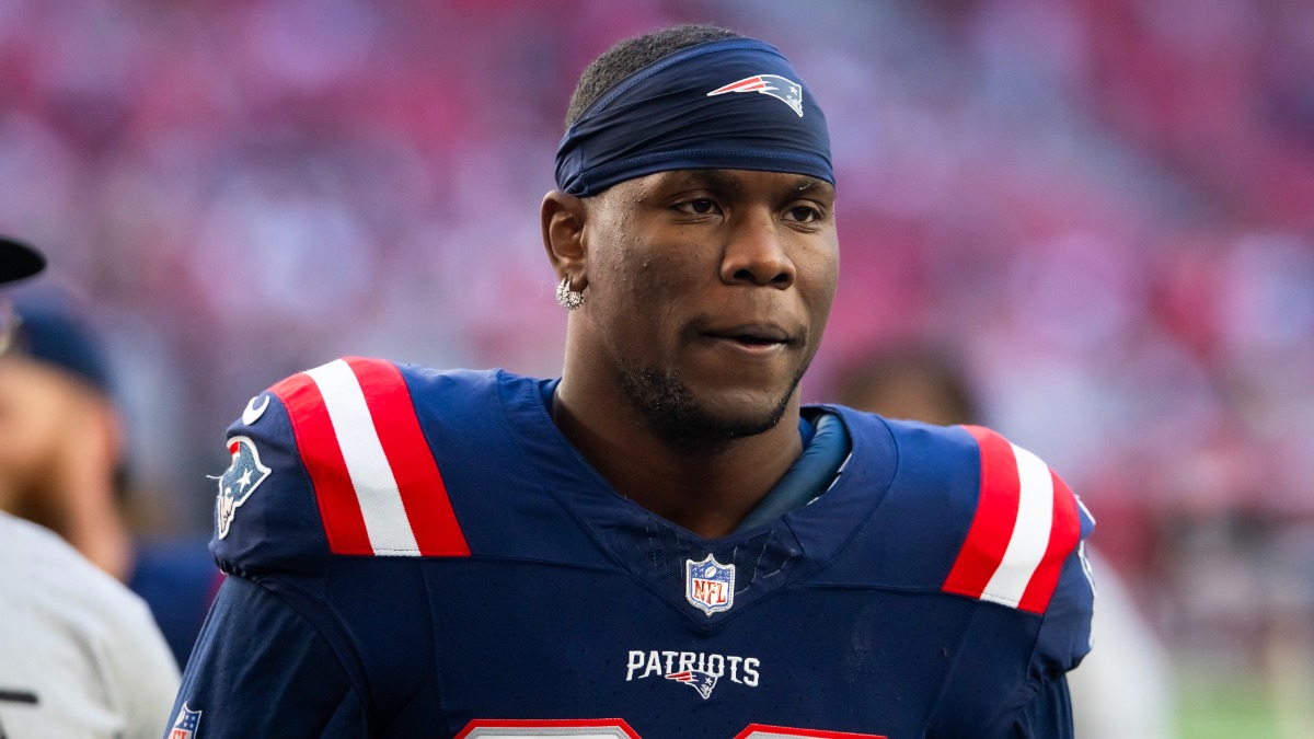 Patriots trade Keion White to 49ers in late-round pick swap: Report ...