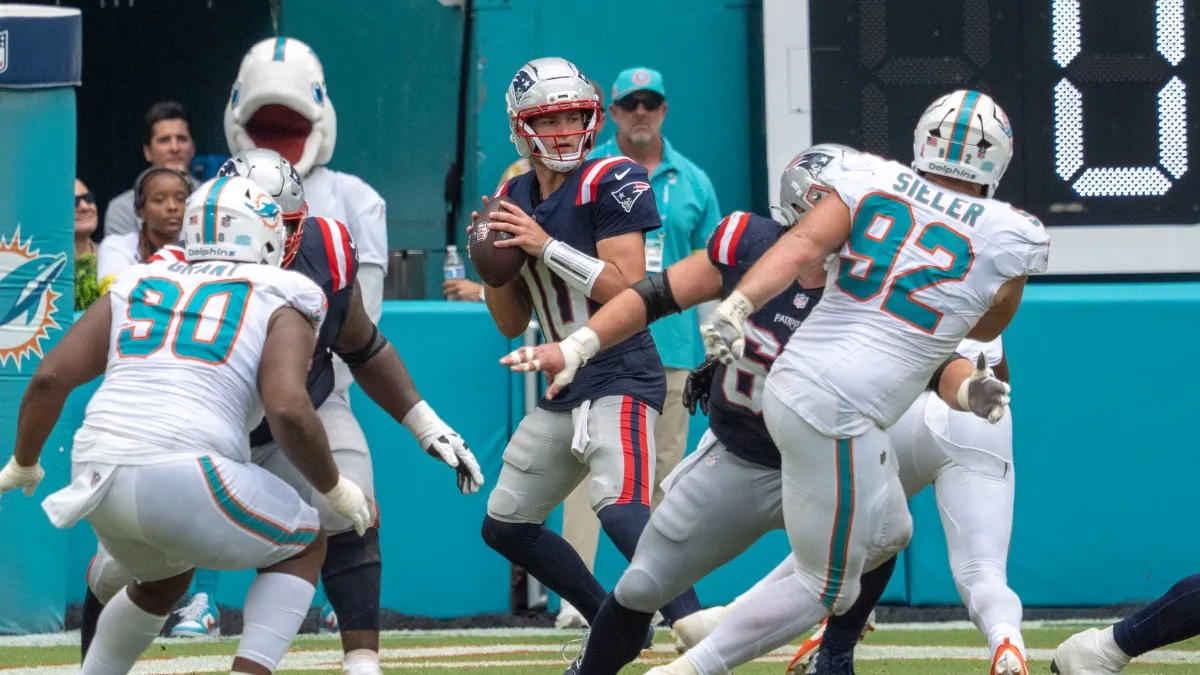 Patriots QB Drake Maye connects with Rhamondre Stevenson for key play ...