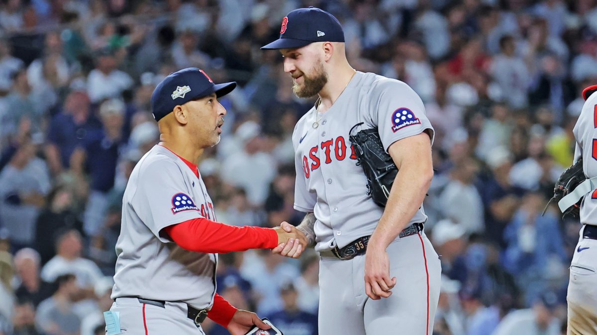 Red Sox manager Alex Cora masterfully directed win over Yankees – NBC ...