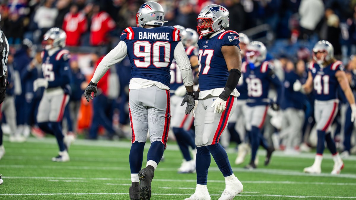 Patriots defense shut down Chargers in red zone, record six sacks – NBC ...